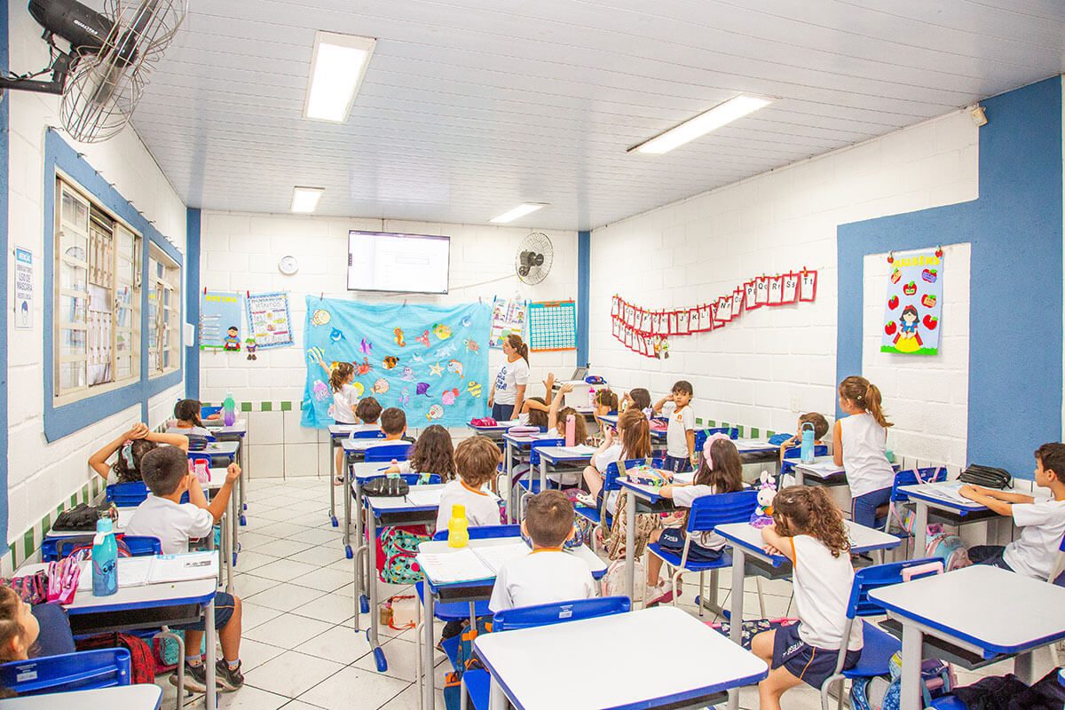 Escola Integral em Bragança Paulista e Pinhalzinho